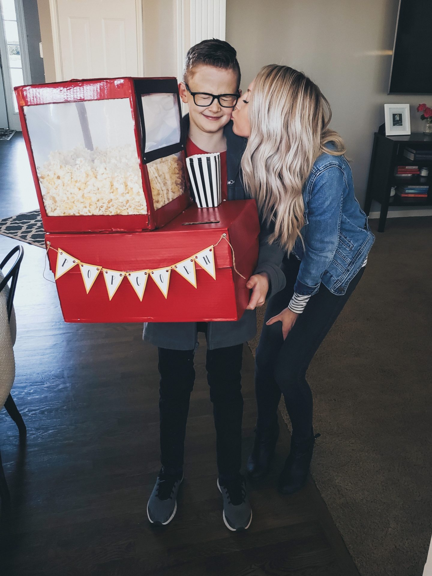Popcorn Machine Valentine’s Box + Free Printables - little blonde mom